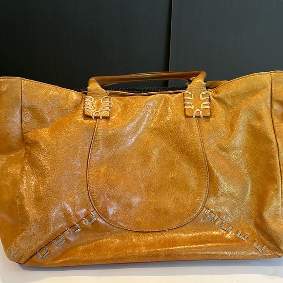 Claudia Firenze | Bags | Claudia Firenze Vintage Tan Shoulder Bag ...